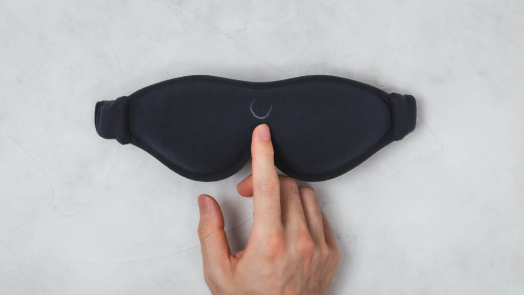 NELAXの加重アイマスクを試す | MINIMALOG（ミニマログ）